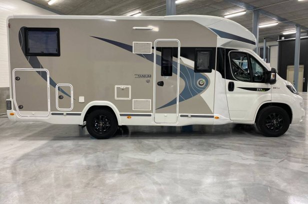 Chausson 777GA Titanium VIP Automat, Långbädd - såld eller borttagen