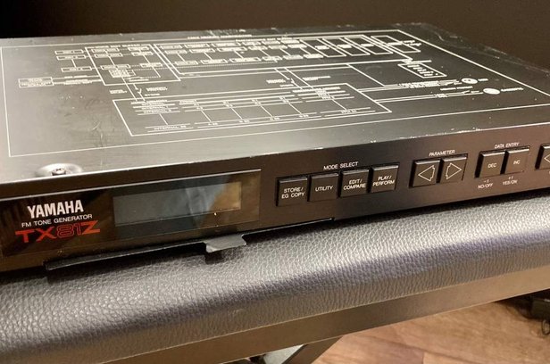 Yamaha TX81Z säljes i Sundsvall | Blocket