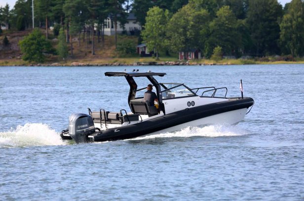 AGAPI 800- Yamaha F300 säljes i Göteborgs sta - såld eller borttagen