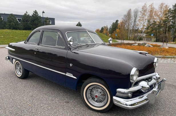 Ford Custom Deluxe Club Coupé 3.9 V8 Fordomatic säljes i Tyresö | Blocket