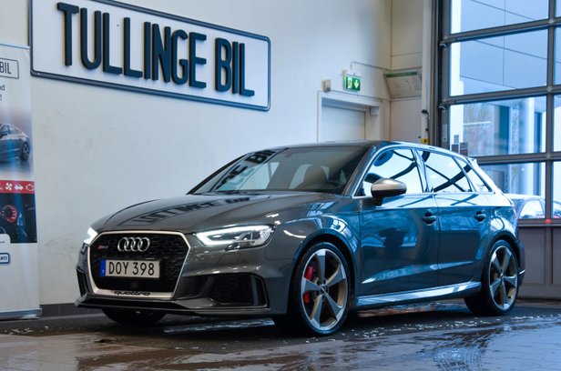 Audi RS3 SB Q Cockpit B&O Matrix 1Ägare RS-Avgas säljes i Huddinge ...