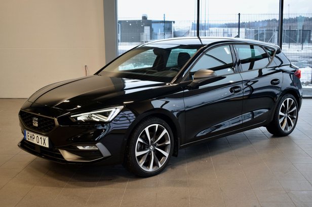 Seat Leon 1.5 eTSI DSG 150hk FR Cockpit Navi DCC LED Moms säljes i ...