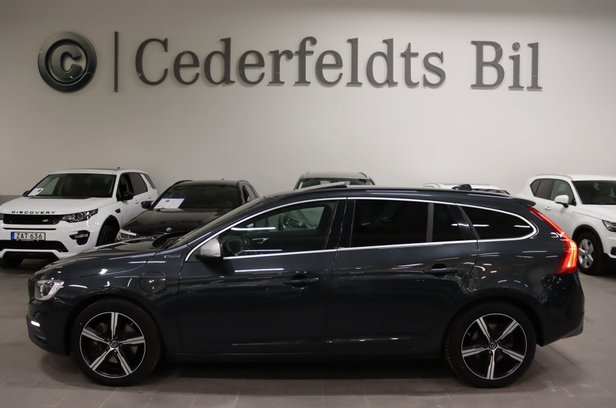 Volvo V60 D5 Plug-in Hybrid AWD R-Design Drag TAKLUCKA säljes i ...