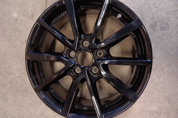 4 Nya aluminiumfälgar 17 tum säljes i Karlsta - såld eller borttagen