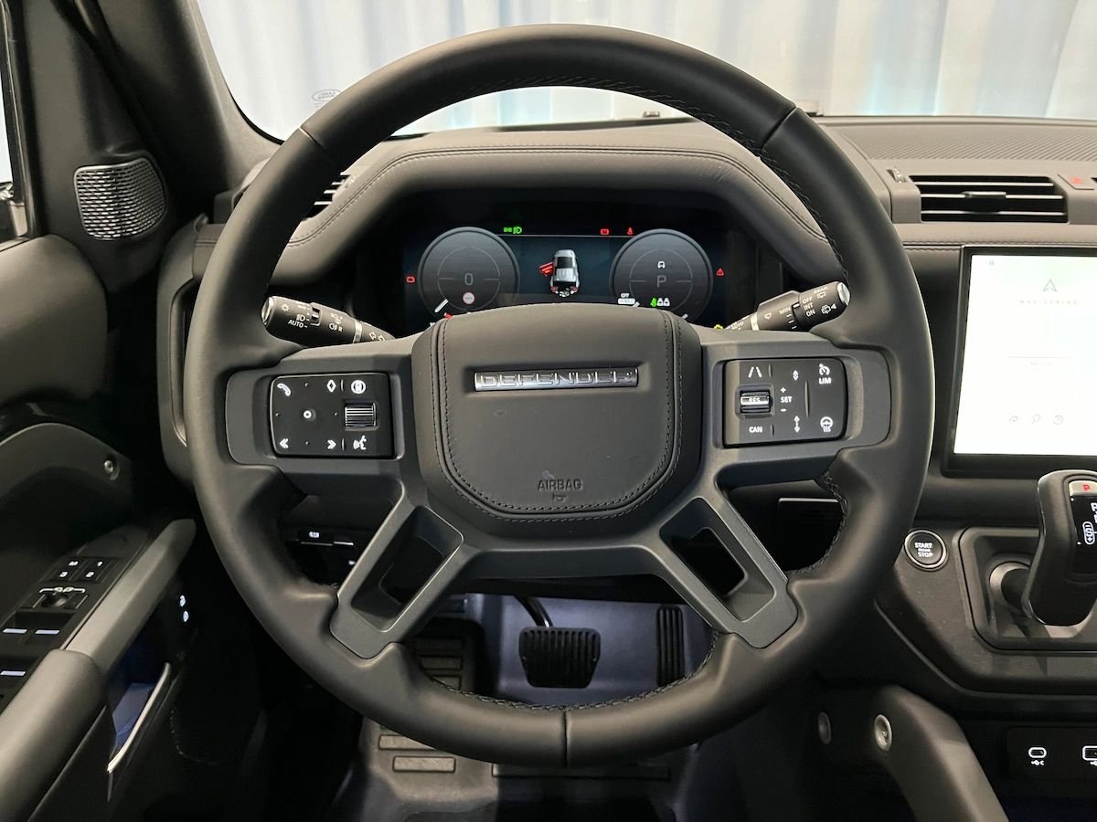 Till salu - Land Rover Defender P400e PHEV Automatisk, 400hk, 2024 till ...
