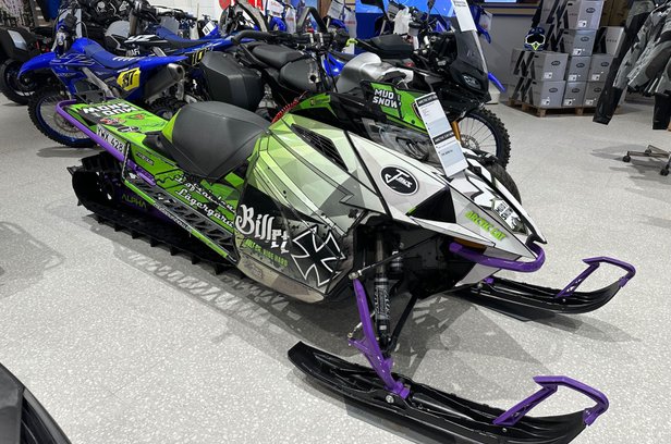 Arctic Cat M 8000 Alpha 8000 0.8 CVT säljes i Mora | Blocket