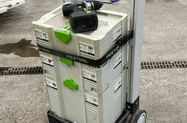 Festool SYS-ROLL vagn med 3st lådor säljes i - såld eller borttagen