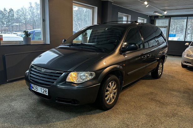 Chrysler Grand Voyager 3.3 V6 7 sits Ny servad säljes på Lidingö | Blocket