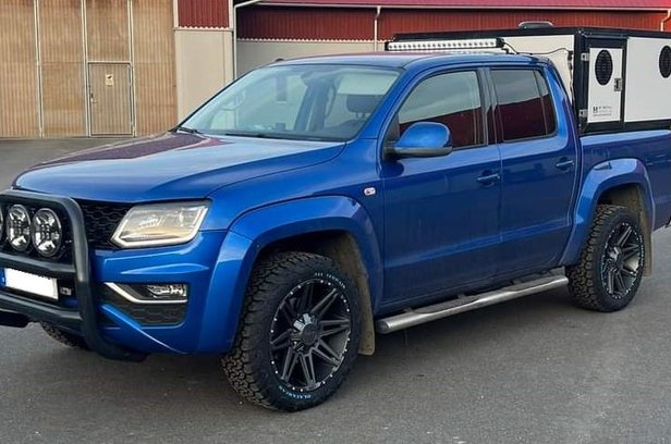 Kampanj 20" grovmönstrade hjul till Amarok säljes i Flera platser | Blocket