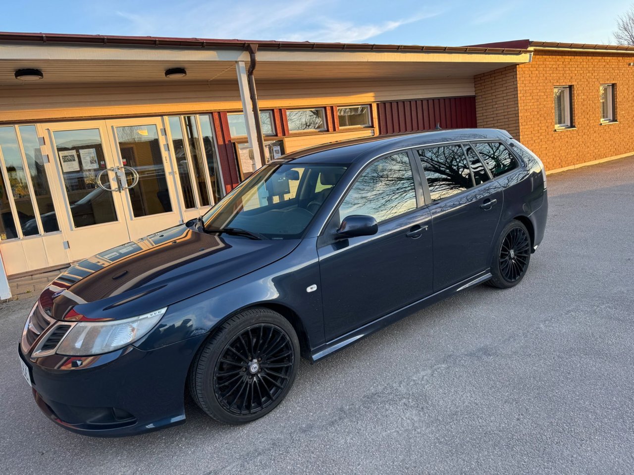 Till salu - Saab 9-3 SportCombi 2.0t BioPower Manuell, 175hk, 2008 till salu hos Bilgruppen ...