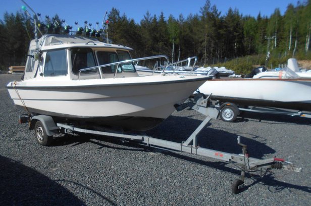 BEGAGNAD UTTERN 5000 MC säljes i Vetlanda | B - såld eller borttagen