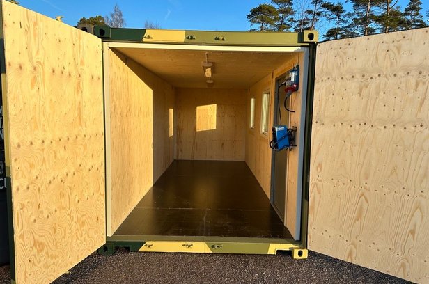 Isolerad container i storlek 8ft 10ft 20ft 40ft i Uppsala säljes i ...