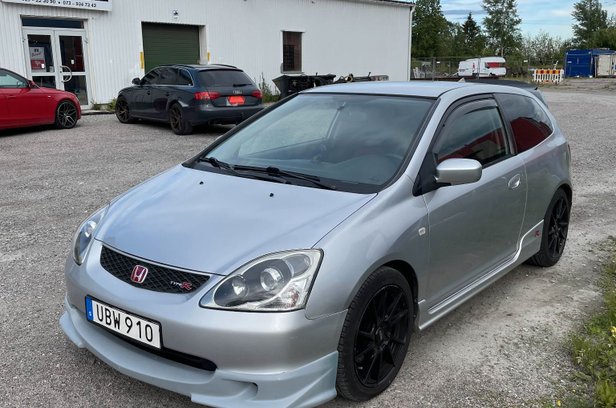 Honda Civic Type R 2.0 EP3 i-VTEC 250HK Påkostad säljes i Örebro | Blocket