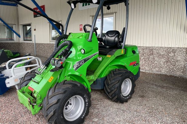 Avant 635 kompaktlastare (endast ca 1100 timm - såld eller borttagen