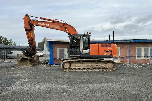 Hitachi ZX 210 LC-3 Bandgrävare inklusive 3 - såld eller borttagen