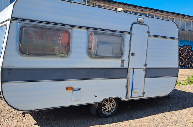 Adria 450 450 säljes i Göteborgs stad | Block - såld eller borttagen