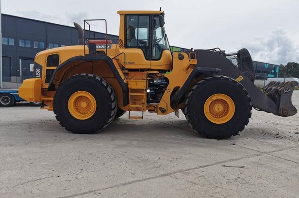 Volvo L250G säljes i Upplands-Bro | Blocket