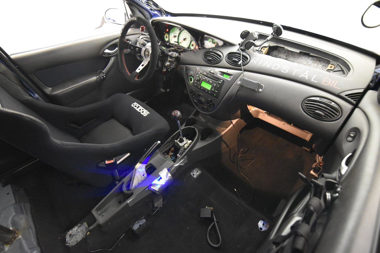 For sale - Ford Focus ST170 5-door Manual, 173hp, 2002 for sale at ...