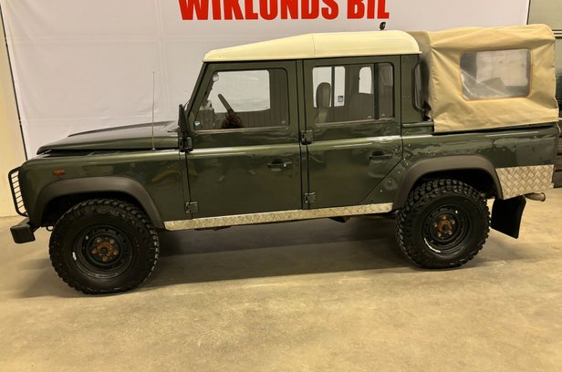 Land Rover Defender 110 TD5 Dubbelhytt P-värmare Drag säljes i Uppsala ...