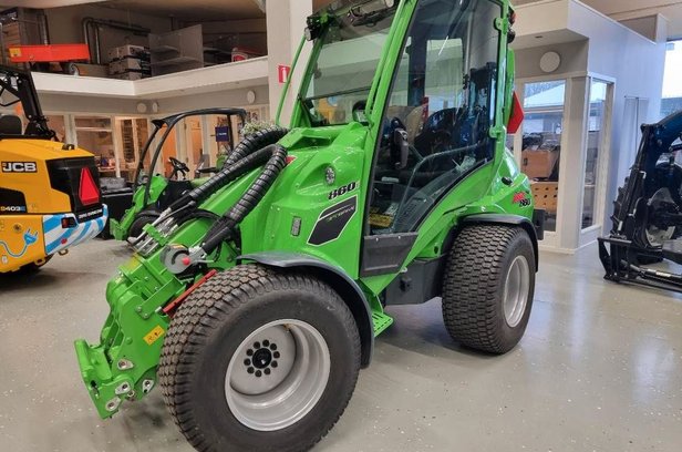 Avant 860i kompaktlastare Ny! säljes i Uppsala | Blocket