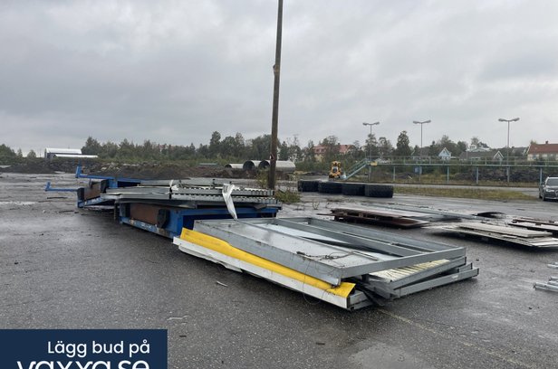 2st Crawford-lastbryggor säljes i Umeå | Bloc - såld eller borttagen