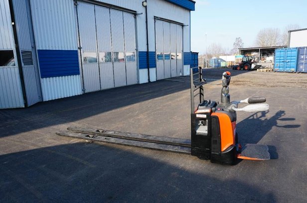 Toyota LPE250 säljes i Norrköping | Blocket