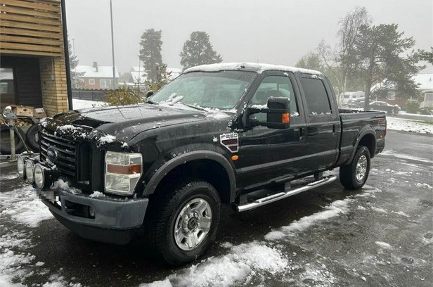 Ford F250 Lastbilsreggad säljes i Kiruna | Bl - såld eller borttagen