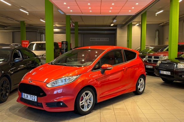 Ford Fiesta ST 3-dörrars ST, ST-2 Ny Servad Kamrem Bytt säljes i ...