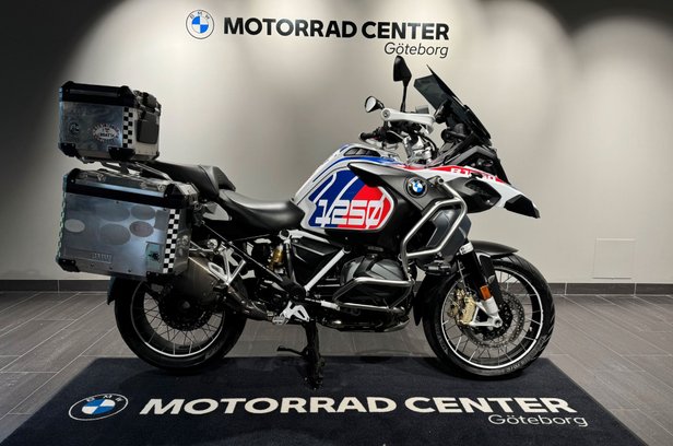 BMW R1250GSA Spara 5000kr|Black week|4,95% Ränta|Chassisänkt säljes i ...