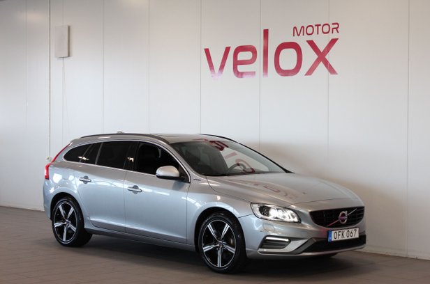 Volvo V60 D5 Plug-in Hybrid AWD R-Design Taklucka Nav 5,95% säljes i ...