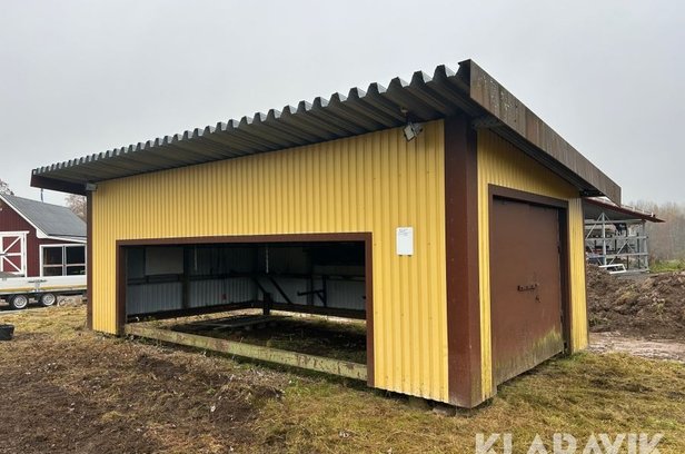 Maskinhall med dörr säljes i Kil | Blocket - såld eller borttagen