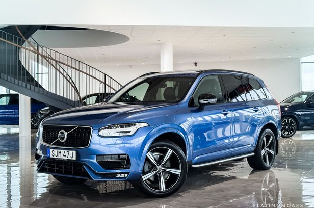 Volvo XC90 B5 AWD R-Design 7-sits 235hk / Sv.såld / Pano säljes i ...