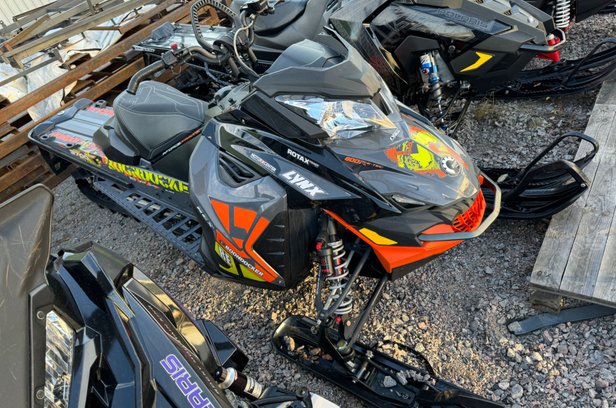 Lynx BOONDOCKER 3700 RE 800 - 15 säljes i Gävle | Blocket