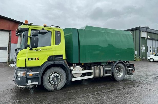 Sop och sugbil Scania P310 DB4Z2HNA - SE VIDEO säljes i Kiruna | Blocket