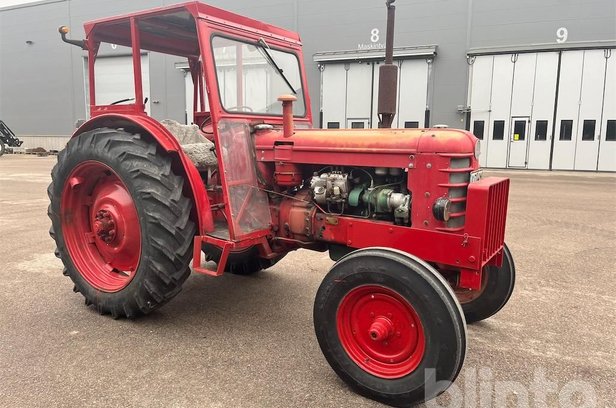 Veterantraktor BM VOLVO 350 säljes i Växjö | - såld eller borttagen