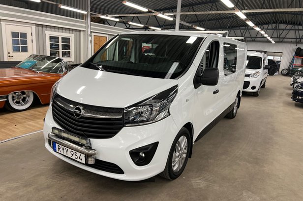 Opel Vivaro Skåpbil 2.9t 1.6 CDTI BIturbo Euro 6 Dubbelhytt säljes i Hallsberg | Blocket