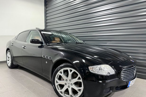 Maserati Quattroporte 4.2 V8 DuoSelect/Taklucka/Bose/400 HK säljes i Karlstad | Blocket