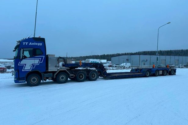 Volvo FH750 tungdragare VANG trailer trombon - såld eller borttagen