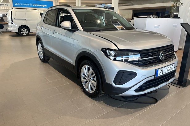 Volkswagen T-CROSS LIFE 1.0 TSI PF 116 HK 7VXL DSG säljes i Motala ...