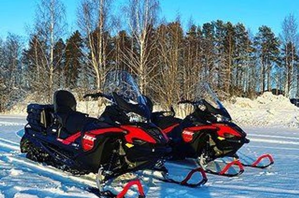 Lynx - Hyr skoter hos MOTOR365 Luleå / Norrbotten / Släp / säljes i ...