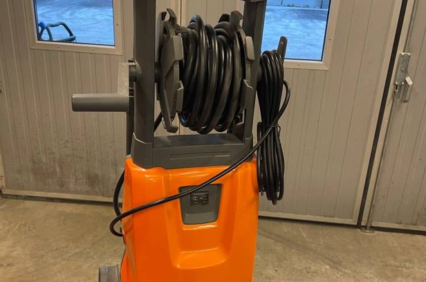 Husqvarna PW125 Högtryckstvätt säljes i Sundsvall | Blocket
