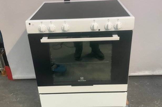 Beg Electrolux spis 70cm 400V säljes i Väster - såld eller borttagen