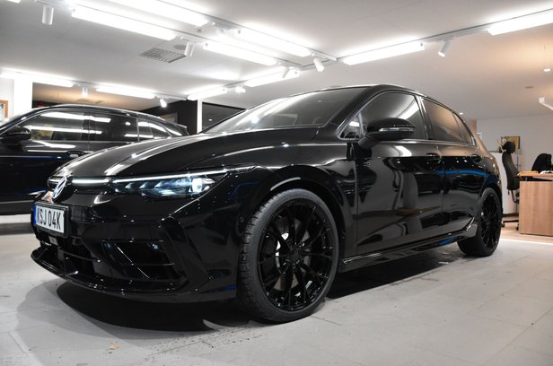 Volkswagen Golf R 333 hk *Black Edition* R Performance säljes i ...