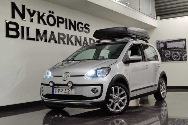 Volkswagen UP! Cross 1,0 Mpi Navigator Takbox Farthållare säljes i ...