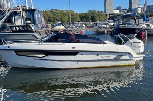 Yamarin 67 DC Yamaha F250 säljes i Solna | Bl - såld eller borttagen