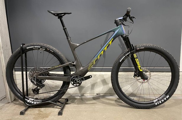 Scott SPARK RC WC 2024 - Large säljes i Skellefteå | Blocket