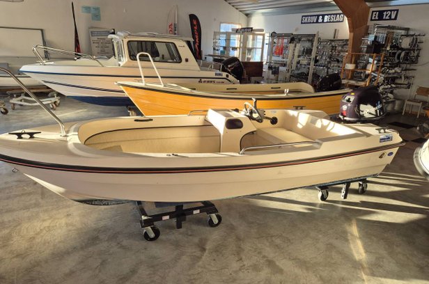 Uttern 4100 + Tohatsu 30 ( 2021 ) säljes i Norrtälje | Blocket