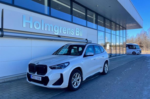BMW iX1 xDrive30 M Sport Premium Fartpilot H K Drag 2.99% Rä säljes i Värnamo | Blocket