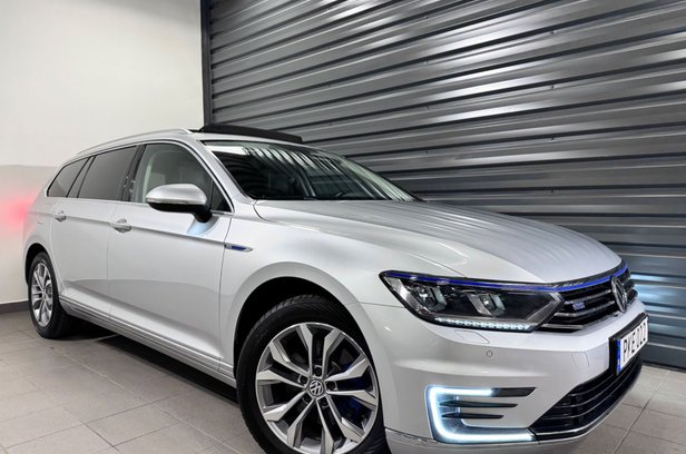 Volkswagen Passat GTE 1.4 TSI DSG Drag/Pano/Kamera/Nyservad säljes i ...