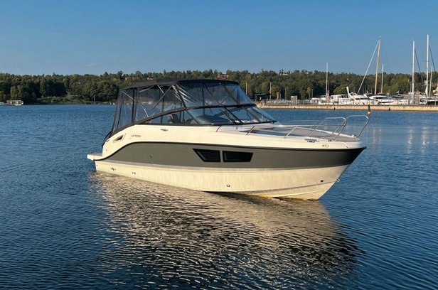 Uttern D77 Mercury F250 -21 säljes i Nacka | Blocket